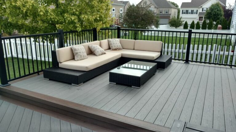 Advantages of Installing a Picture Frame on Deck - Decked Out Builders
